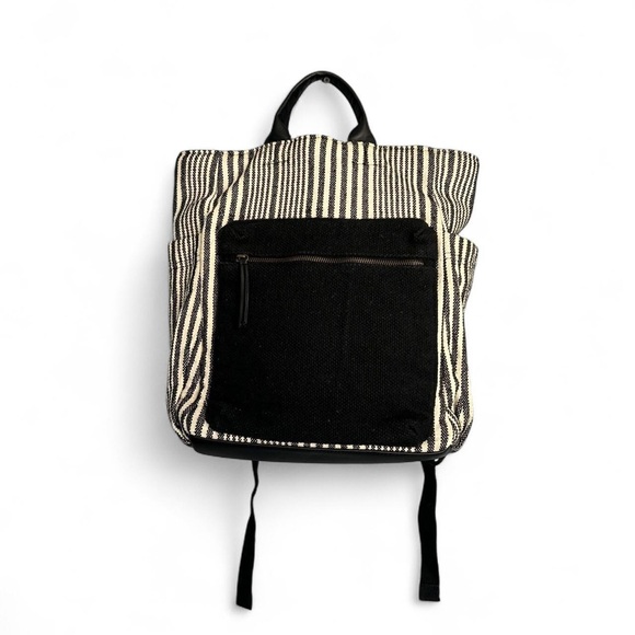 Universal Thread | Bags | Universal Thread Backpack Black And Cream ...